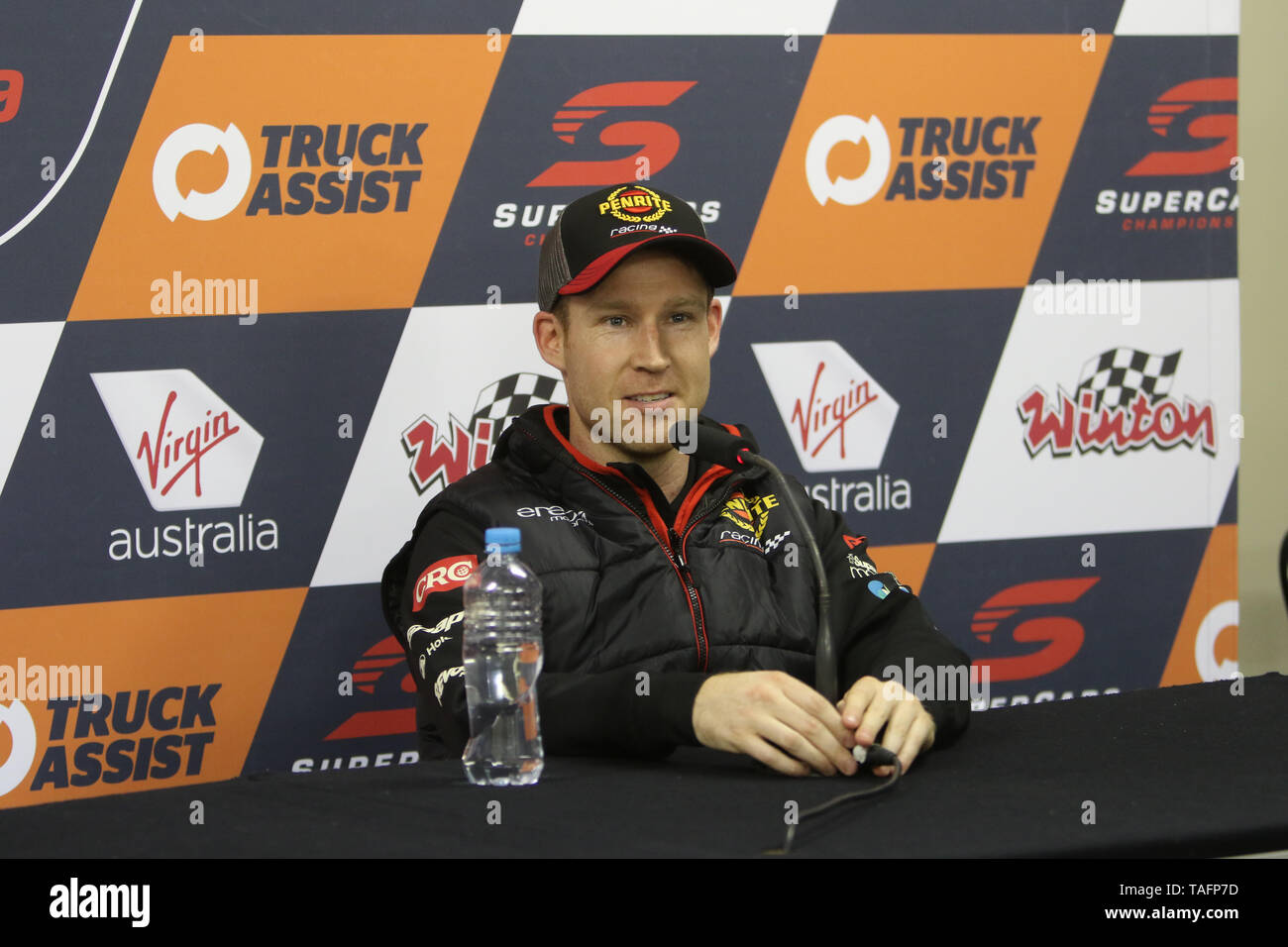 David reynolds and car hi-res stock photography and images - Alamy