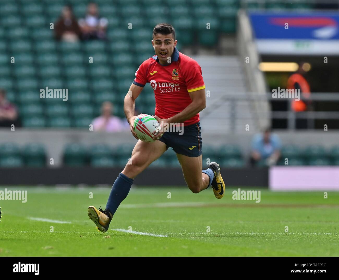 Alejandro hernandez hi-res stock photography and images - Alamy