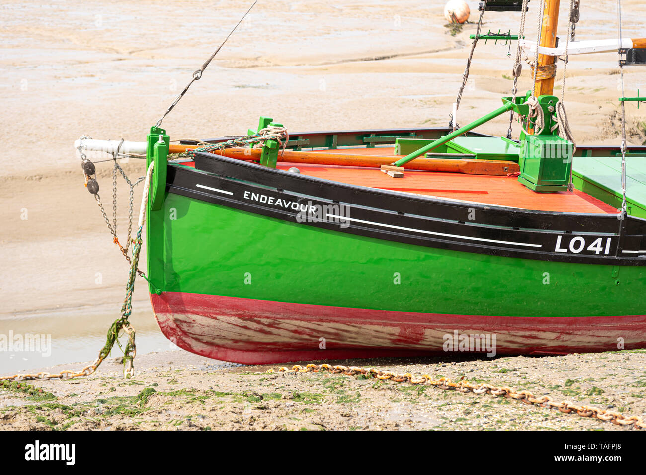 Cockle fishing boat leigh on sea hi-res stock photography and images ...