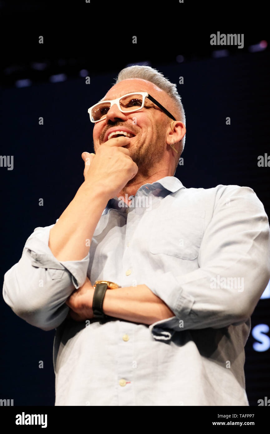 Professor paul dolan hi-res stock photography and images - Alamy