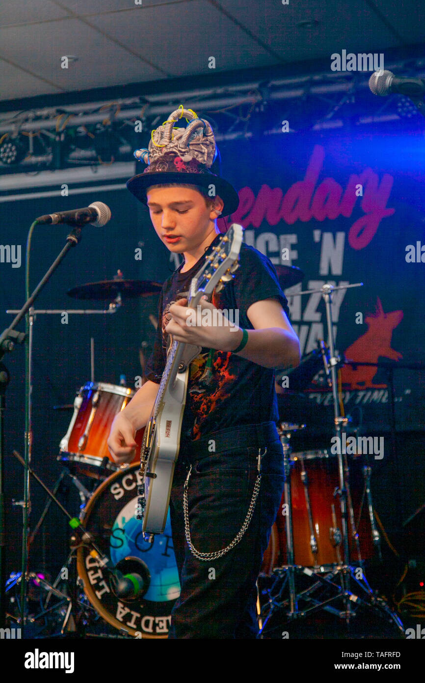 Nice n sleazy hi-res stock photography and images - Alamy