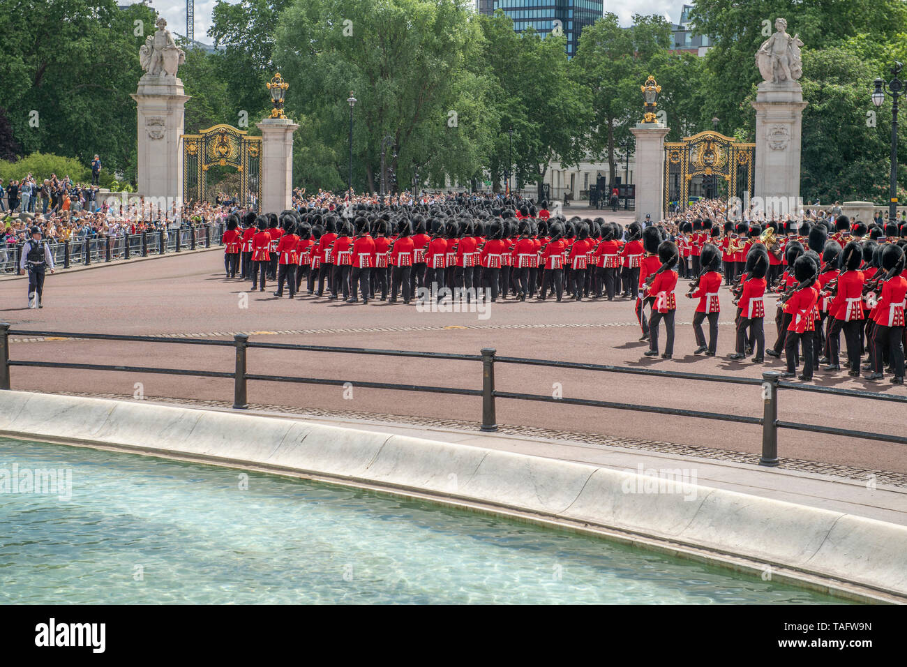 Soldiers Of Queen Victoria High Resolution Stock Photography and Images ...