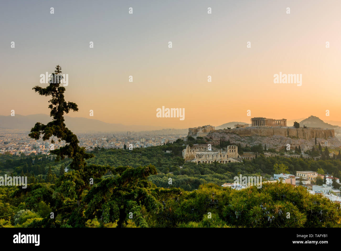 Parthenon athens sunrise building hi-res stock photography and images ...