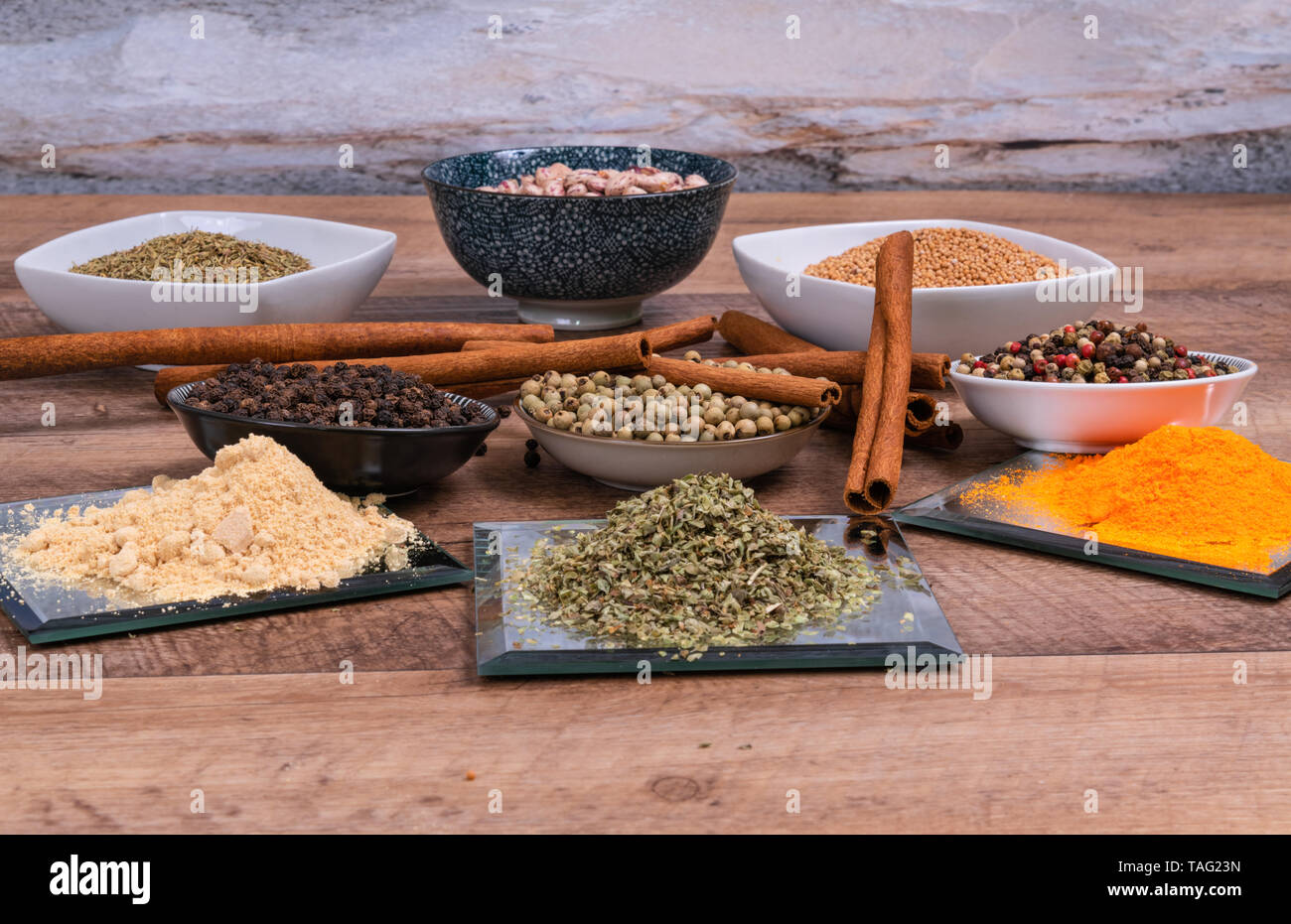 Exotic spices hi-res stock photography and images - Alamy