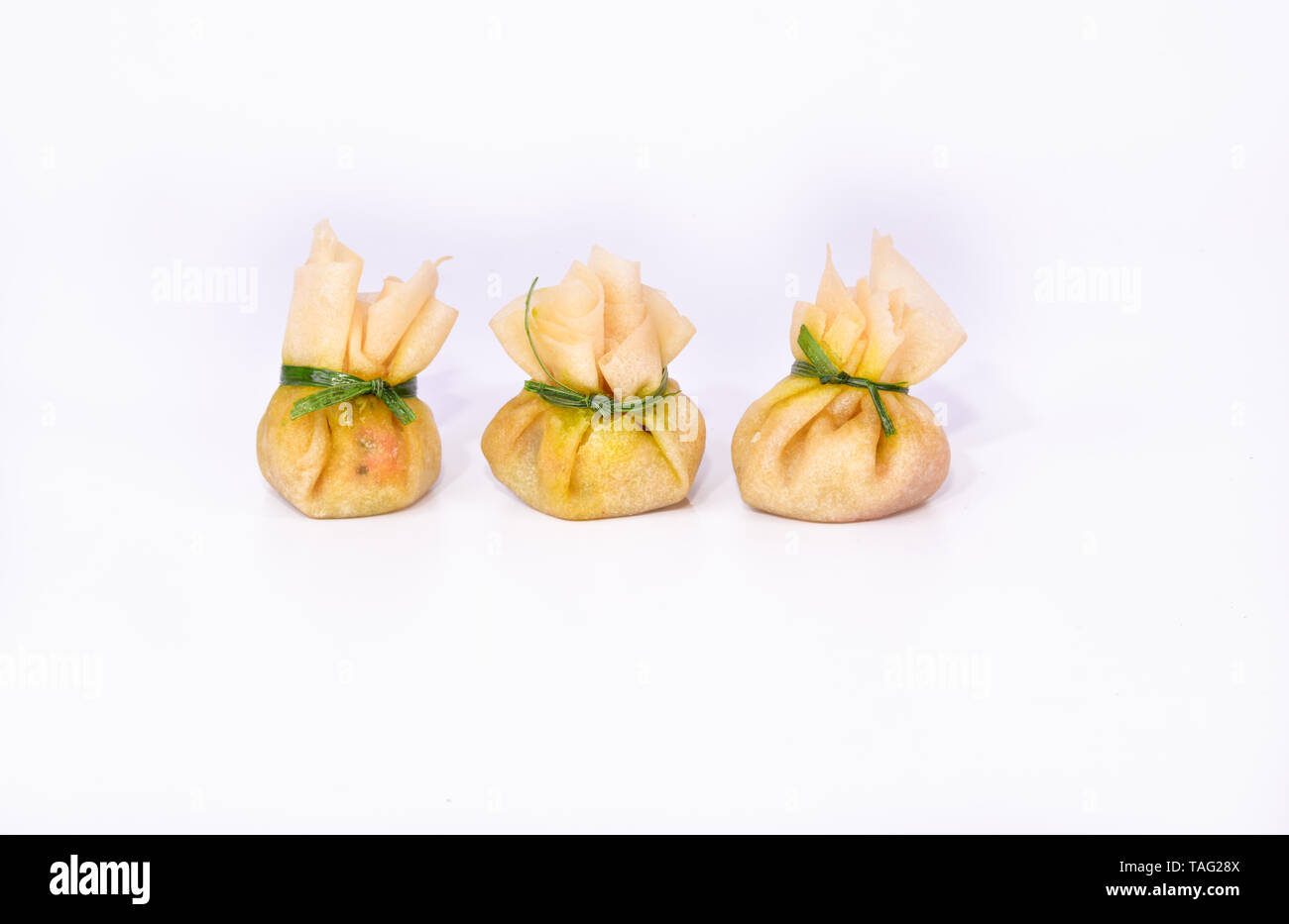 steamed shrimp or pork dumpling and white background Stock Photo - Alamy