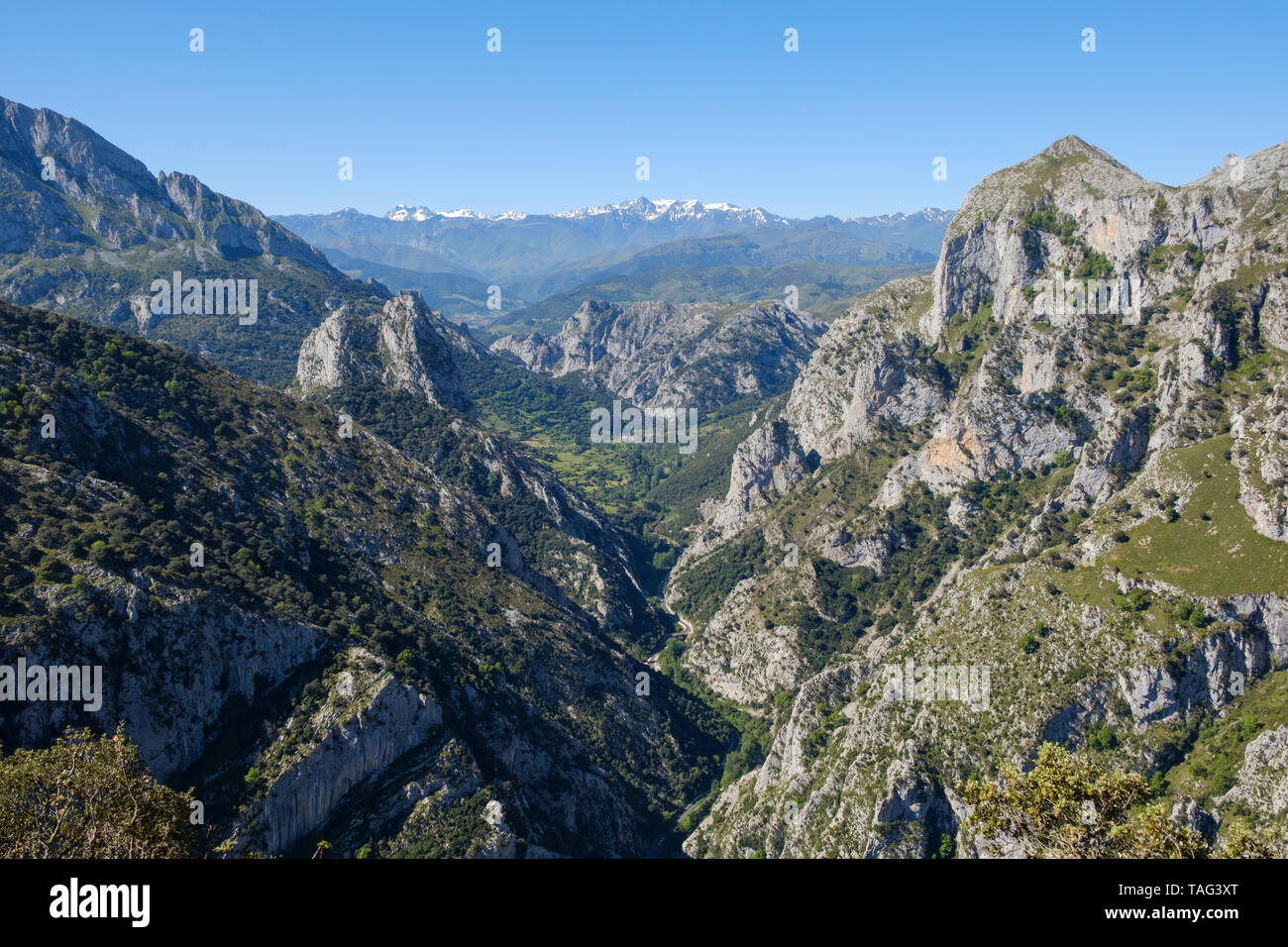 Hermida gorge hi-res stock photography and images - Alamy