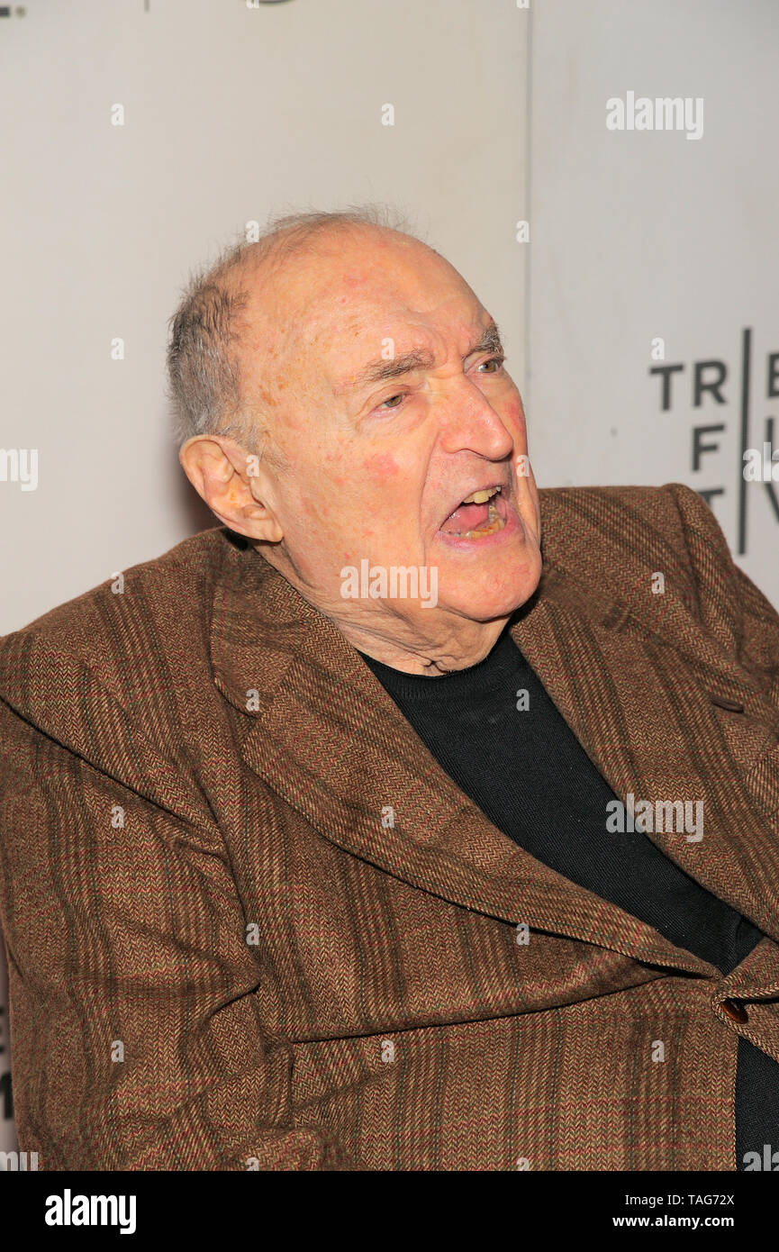 NEW YORK, NY - MAY 03: Wynn Handman attends the "It Takes A Lunatic ...
