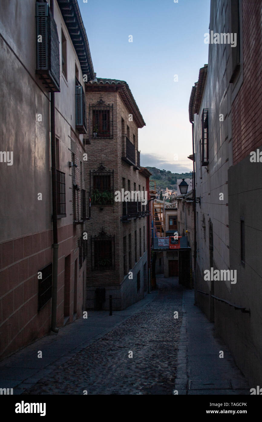 Narrow structures hi-res stock photography and images - Alamy