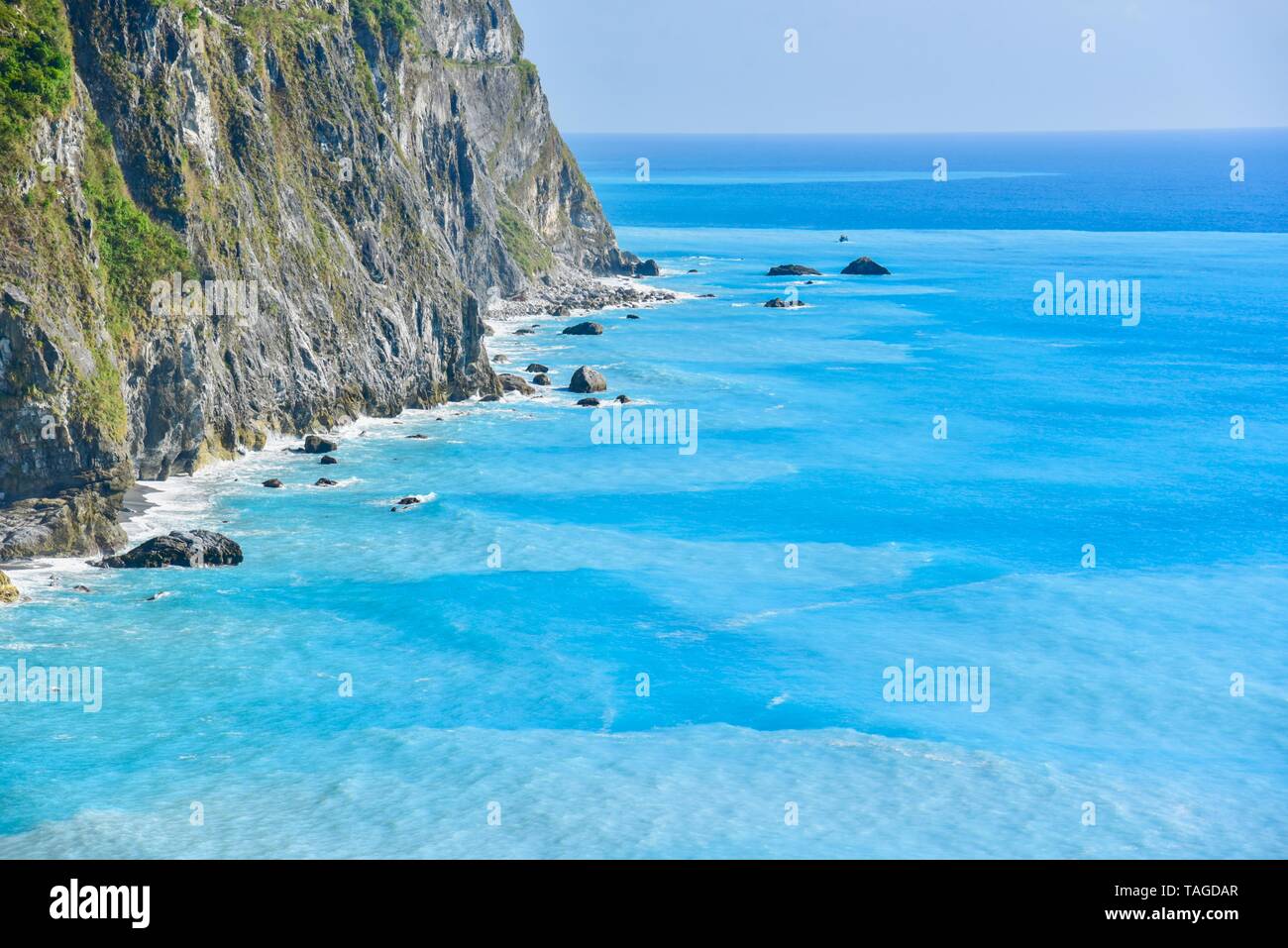 Breathtaking Coastal View of Qingshui Cliff at Taroko National Park ...