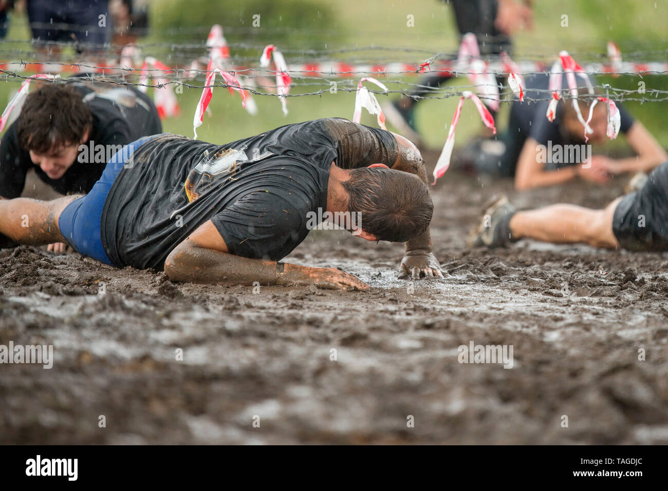 Crawling man hi-res stock photography and images - Alamy