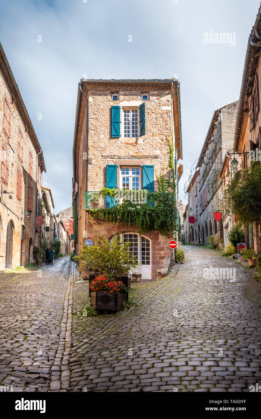 Beautiful building on corner hi-res stock photography and images - Alamy