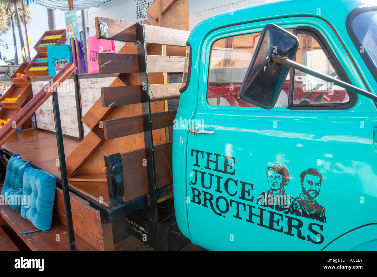 The Juice Brothers van stall at the Taste of Manly food and wine ...