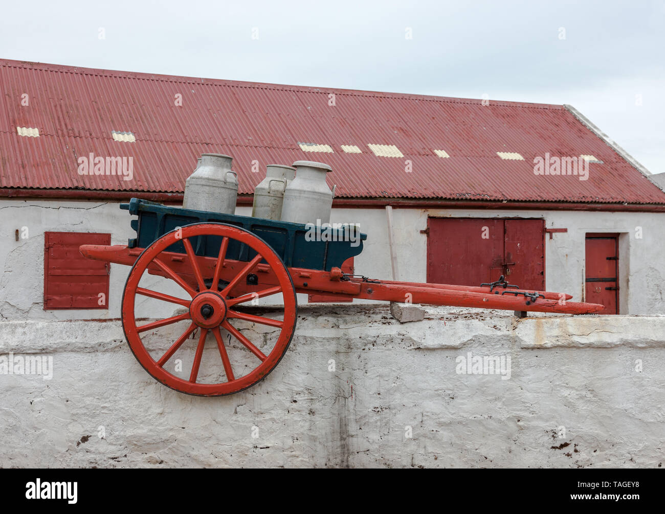 Milk cart hi-res stock photography and images - Alamy