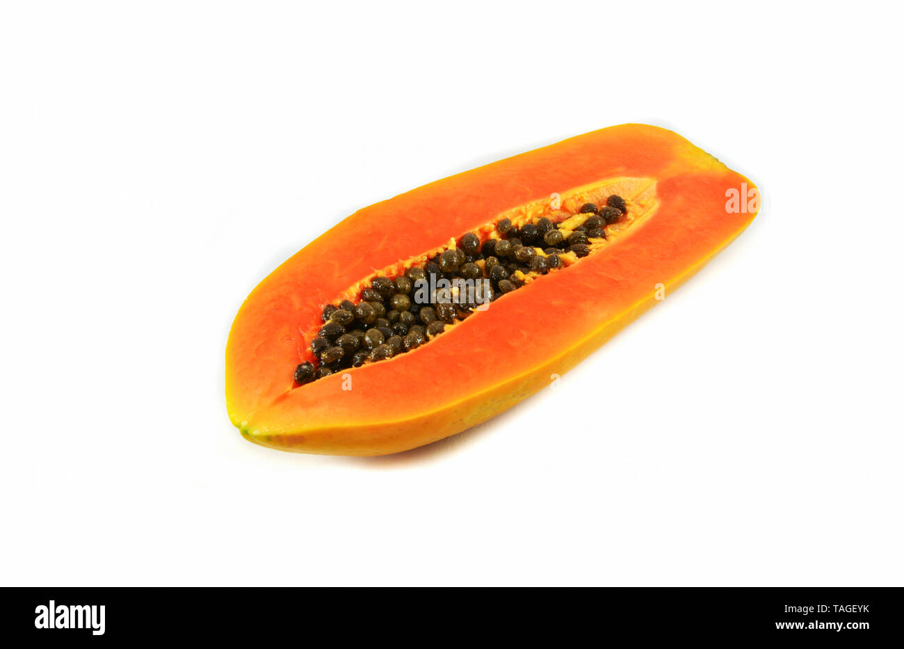 Half slice whole papaya fruits hi-res stock photography and images - Alamy