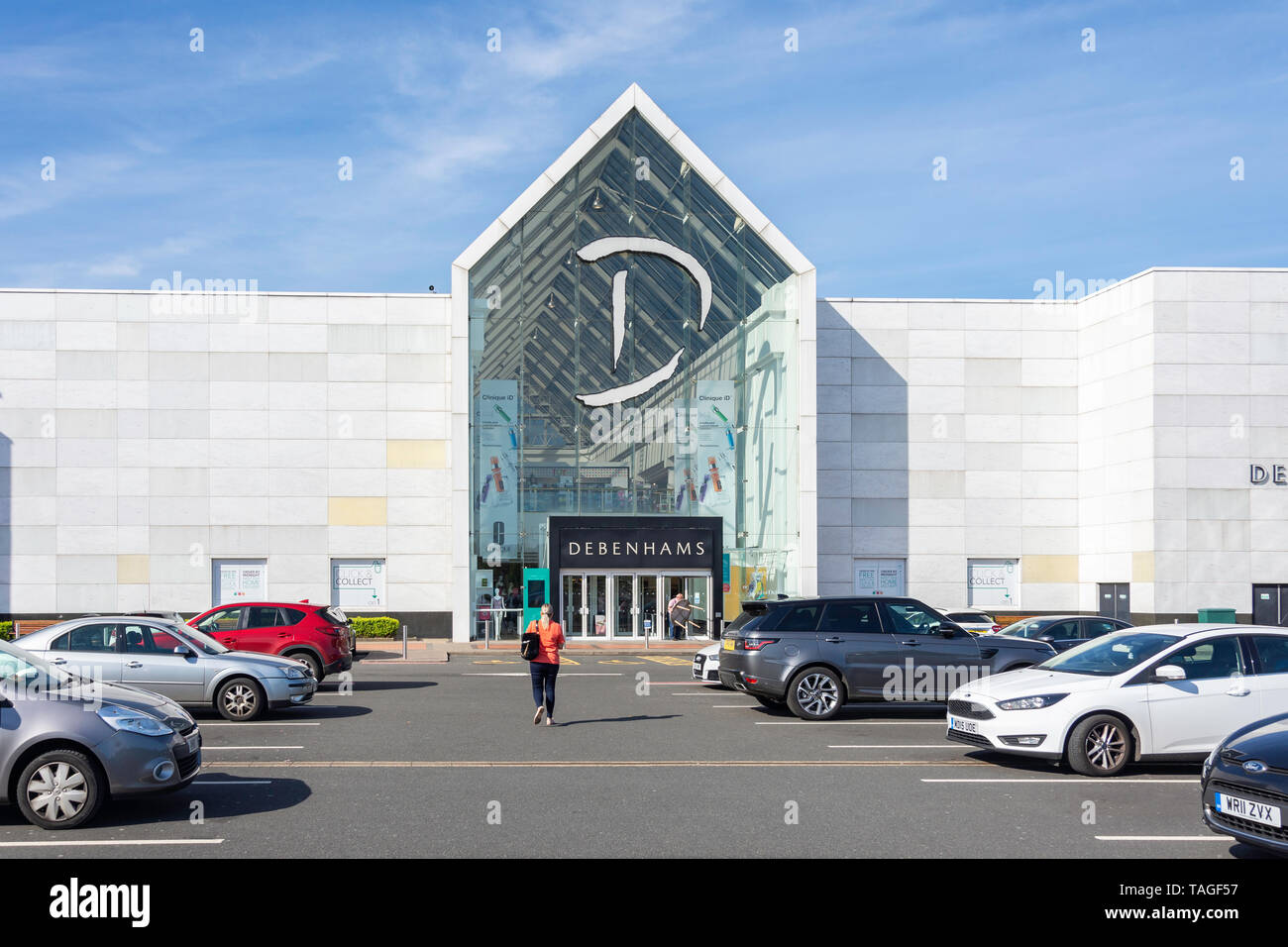 Architecture modern debenhams department store entrance to intu hi-res ...