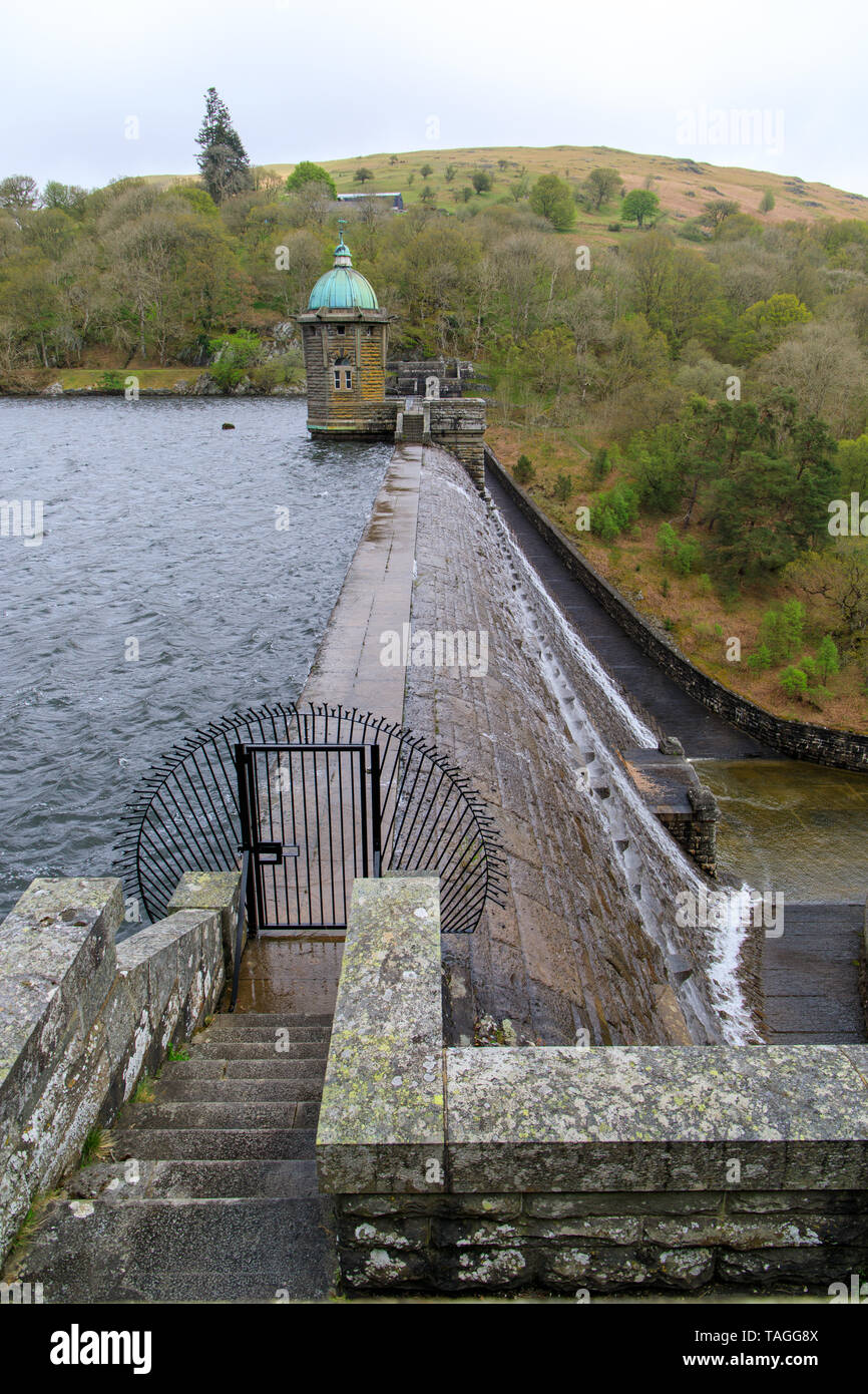 Pen y garreg lake hi-res stock photography and images - Alamy