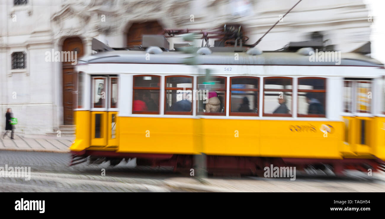 Tranvía. Ciudad de Lisboa, Portugal, Península Ibérica, Europa Stock ...