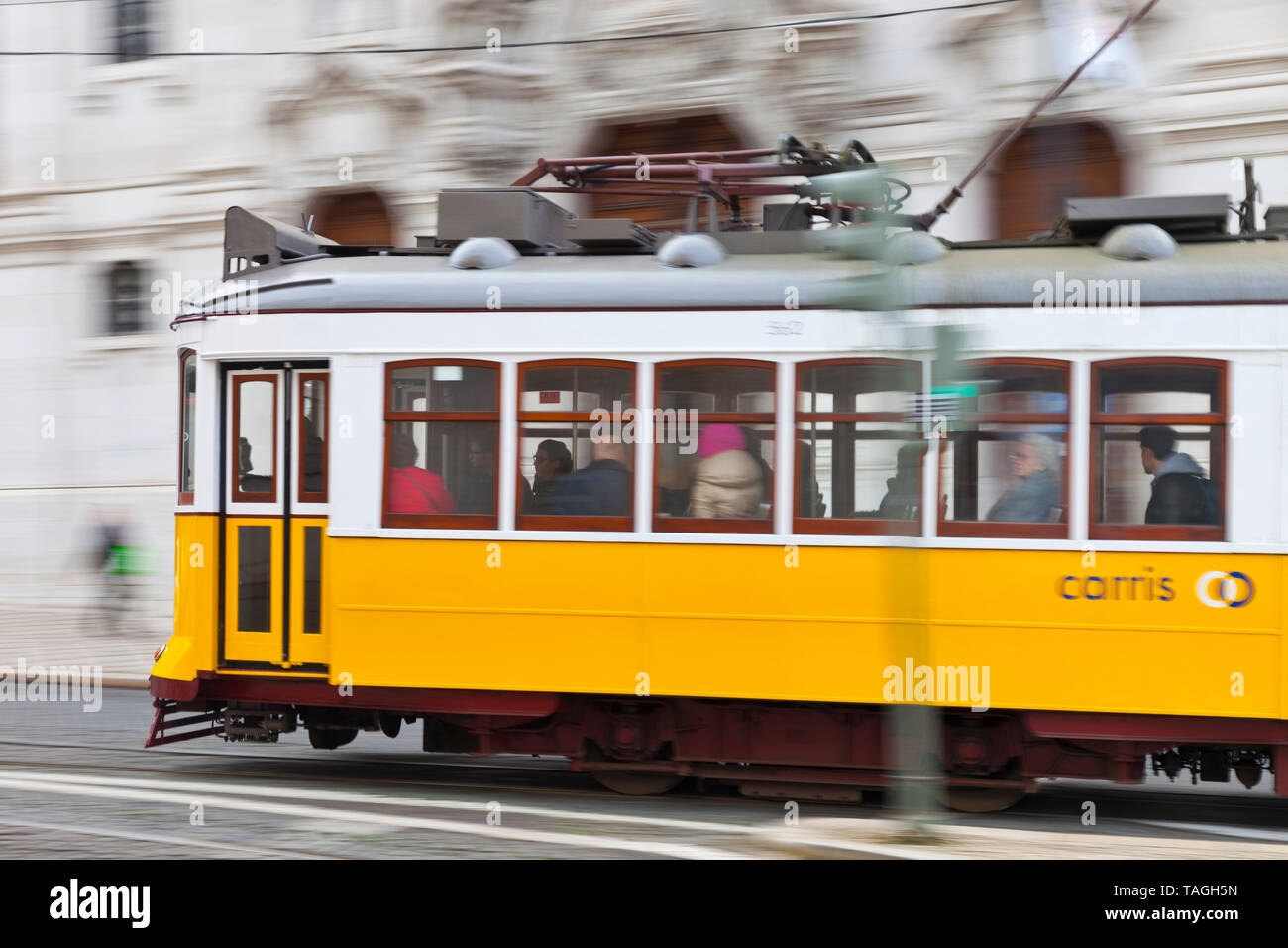 Tranvia lisboa hi-res stock photography and images - Alamy