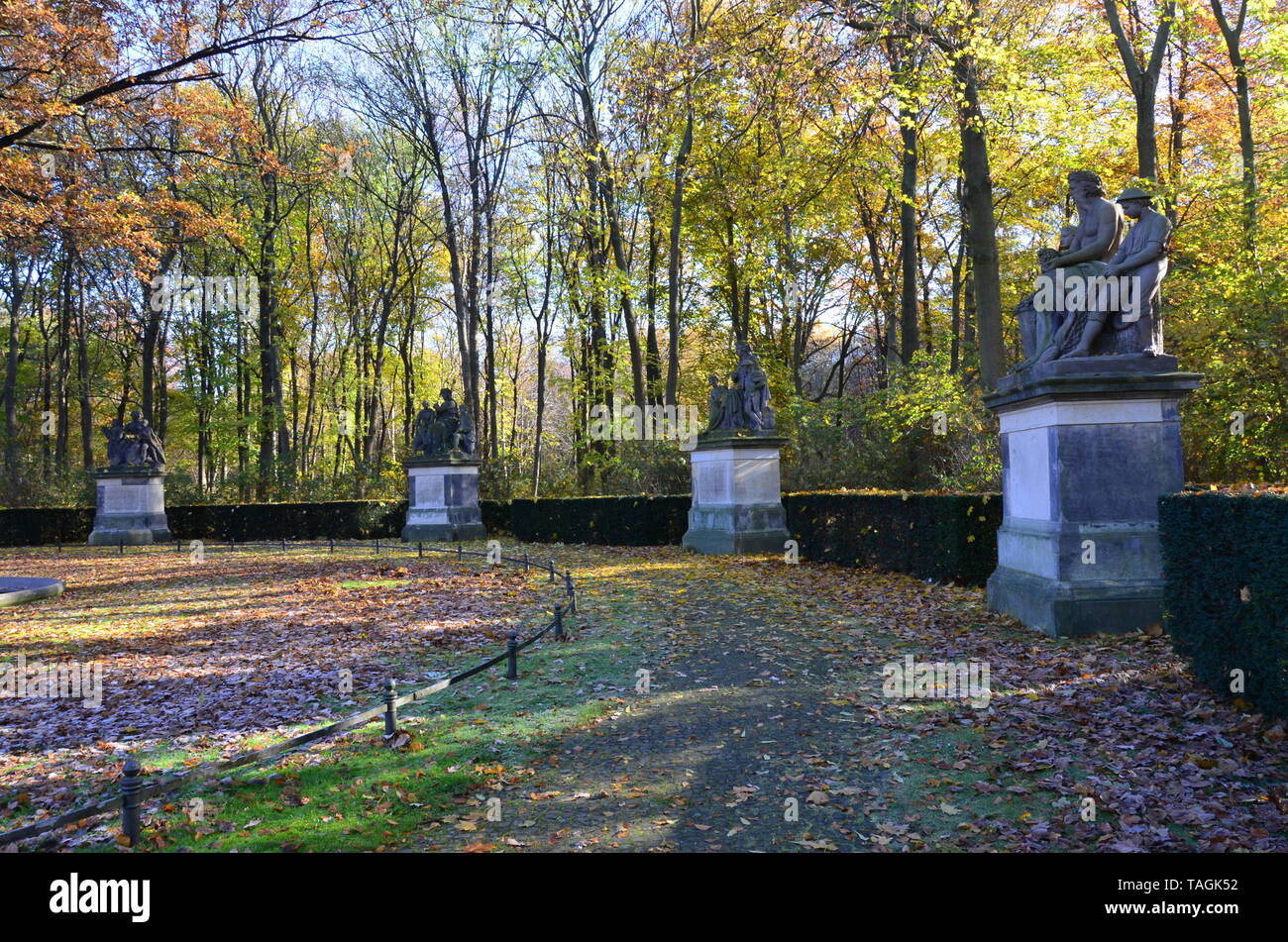 Statue in the Tiergarten in Berlin, Germany Stock Photo - Alamy