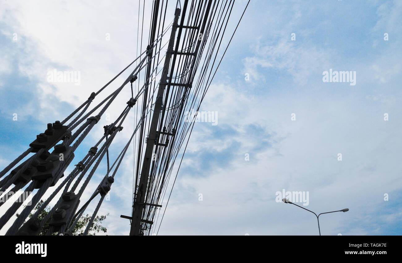 Sling and cable harness used to pull the electric pole to be strong ...
