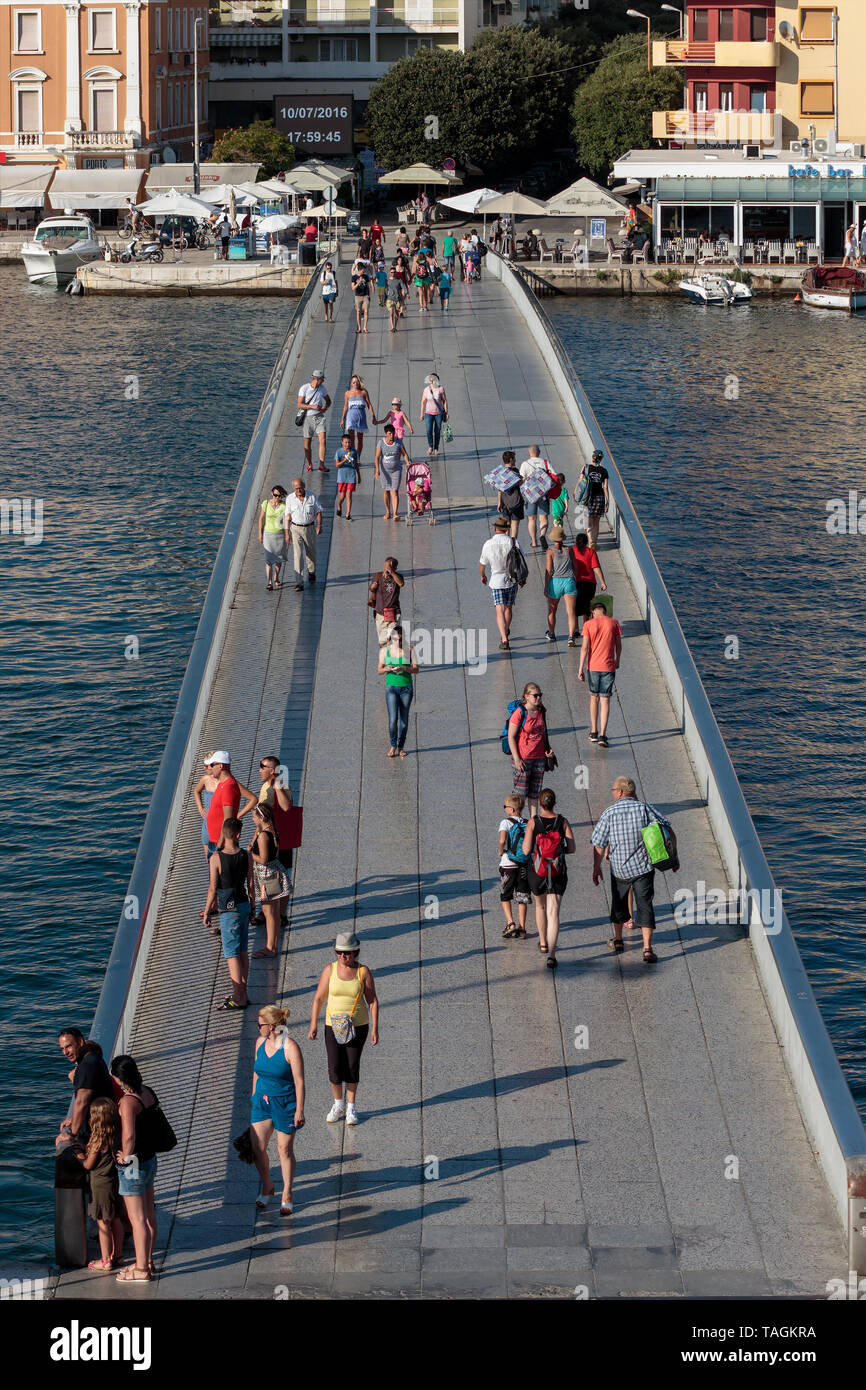 Zadar sea crossing hi-res stock photography and images - Alamy