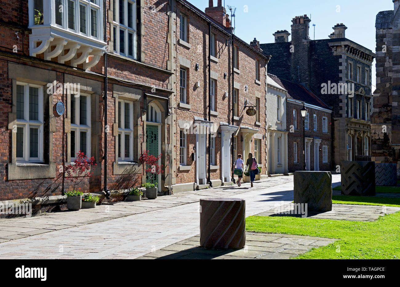 Churchside, Howden, East Yorkshire, England UK Stock Photo - Alamy
