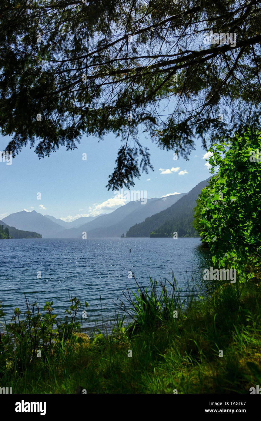 Lake crescent hi-res stock photography and images - Alamy