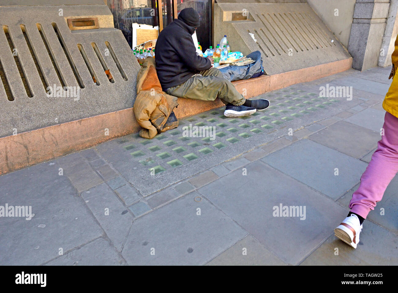 Homeless in whitehall hi-res stock photography and images - Alamy