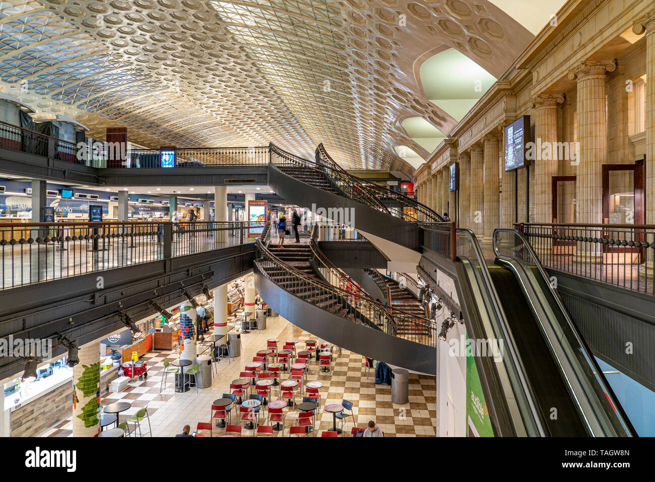 WASHINGTON, USA - APRIL 29 2019 - Washington union station internal ...