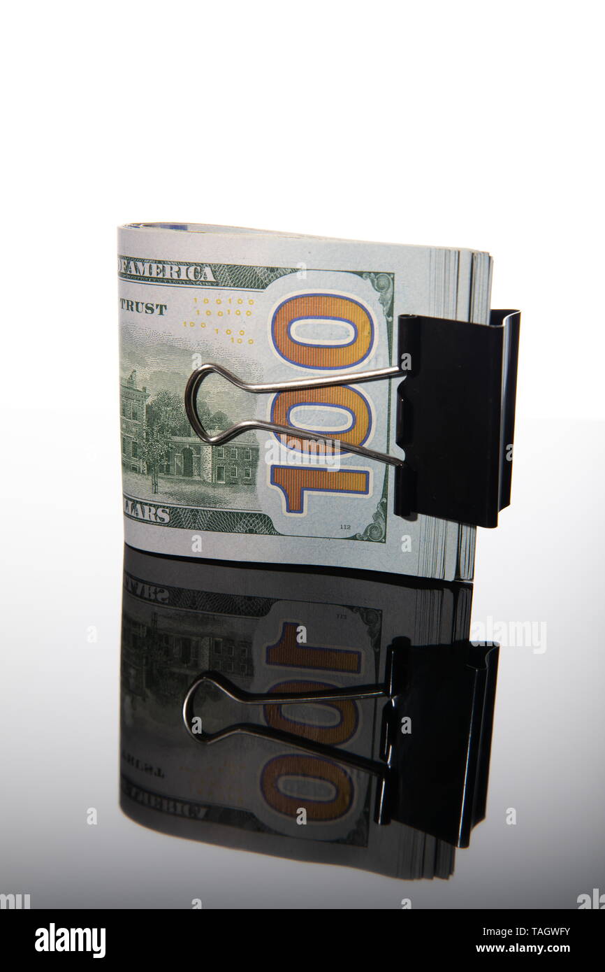 Money clip hi-res stock photography and images - Alamy