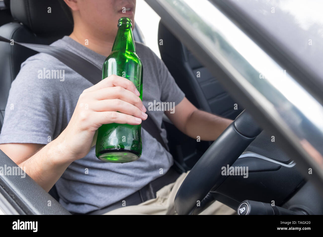 Illustration man driving car drunk hi-res stock photography and images ...