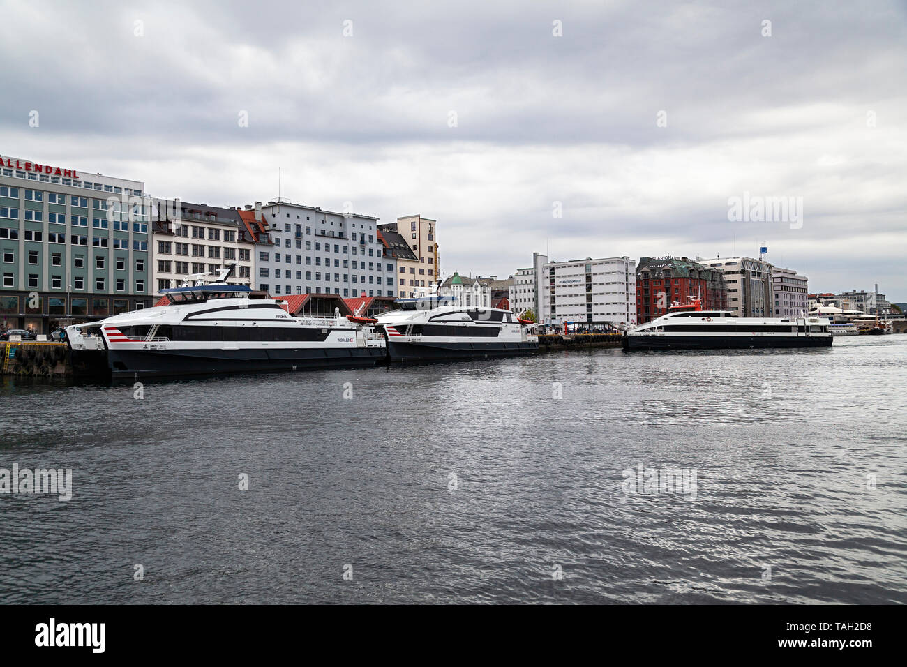 A gray day. High speed passenger catamarans Froya, Vingtor and ...