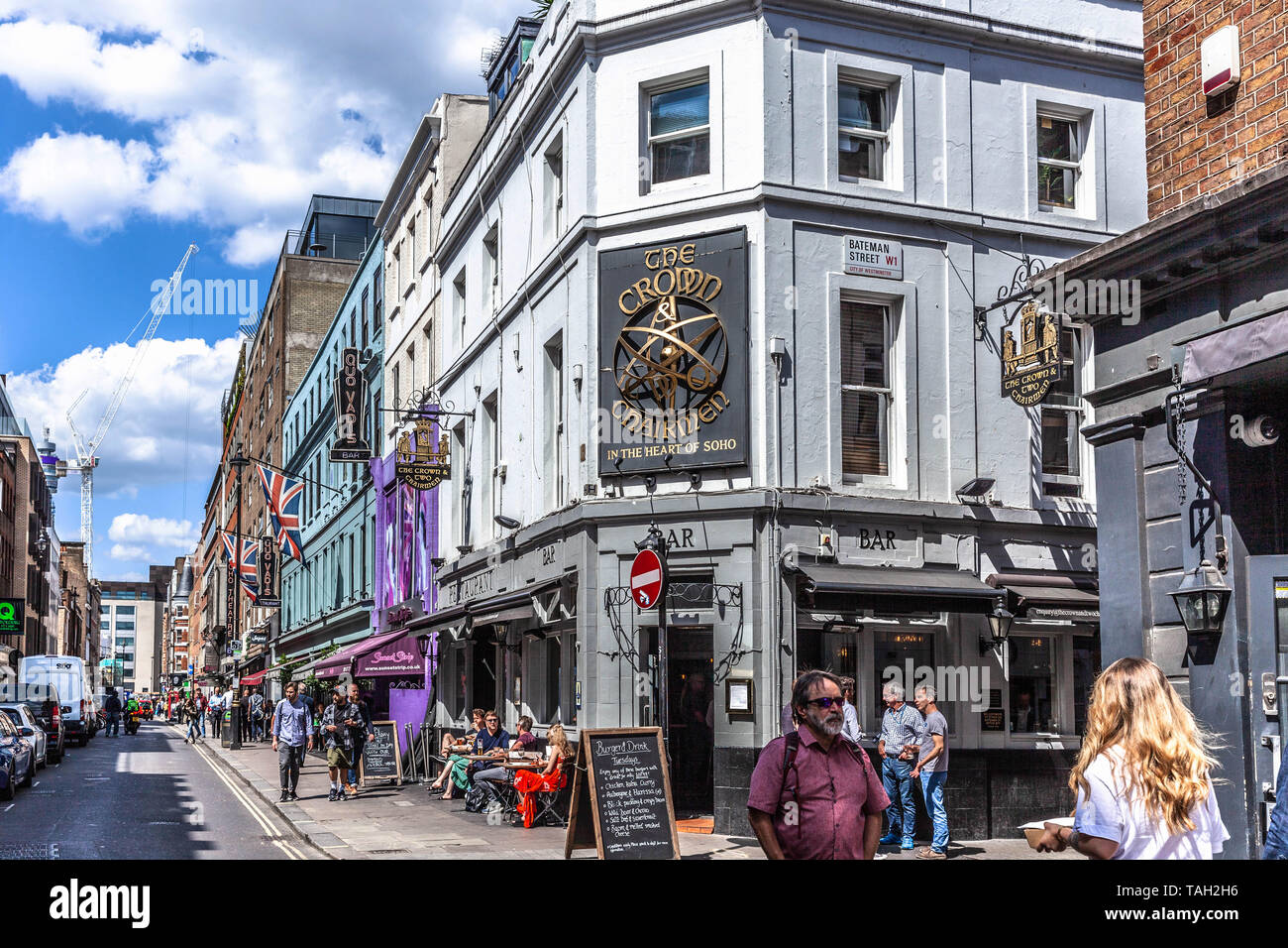The Crown & Two Chairmen pub, Dean St, Soho, London W1D 3SB, England ...