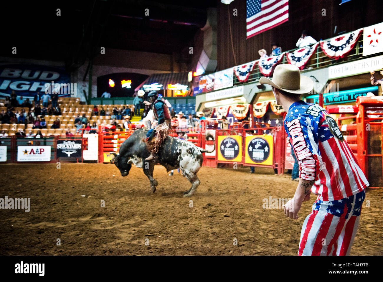 Rodeo clown hi-res stock photography and images - Alamy