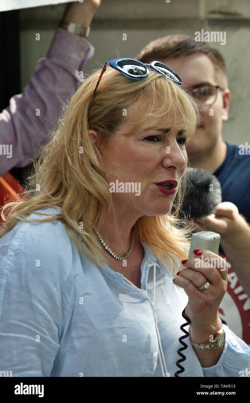 Janice brown hi-res stock photography and images - Alamy