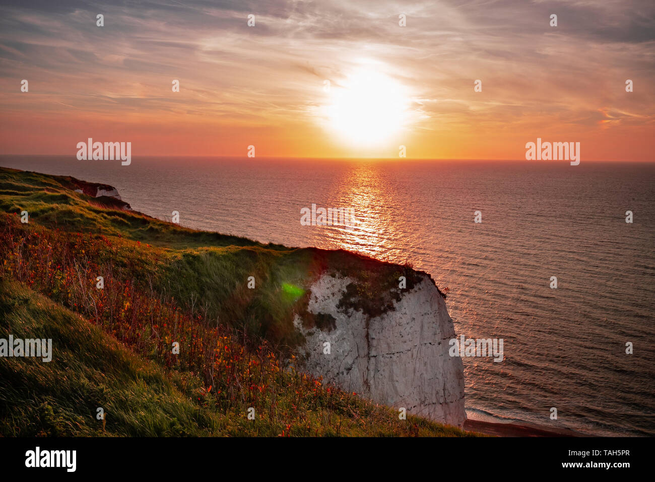 White cliffs of dover sunrise hi-res stock photography and images - Alamy