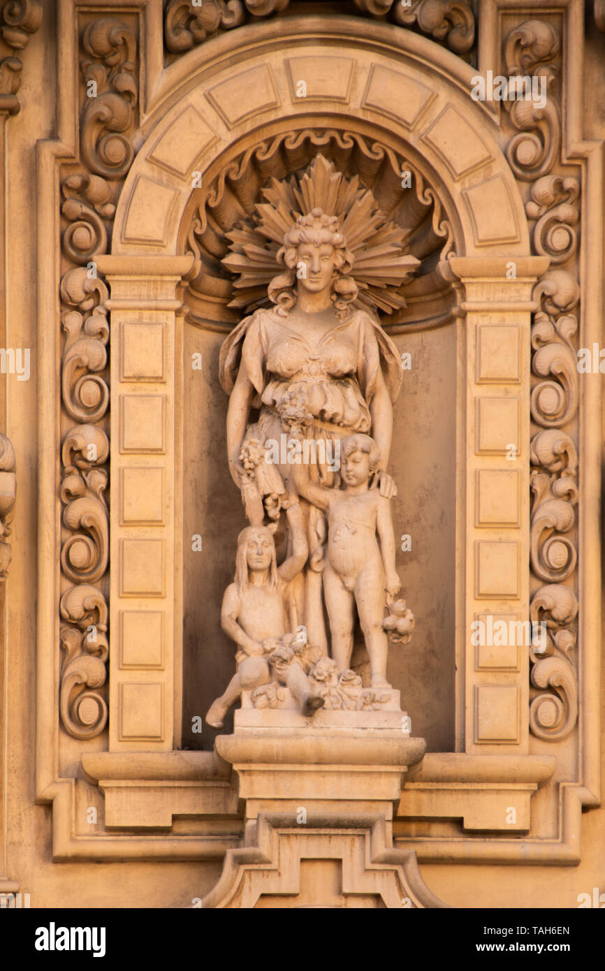 Hispanic culture hi-res stock photography and images - Alamy