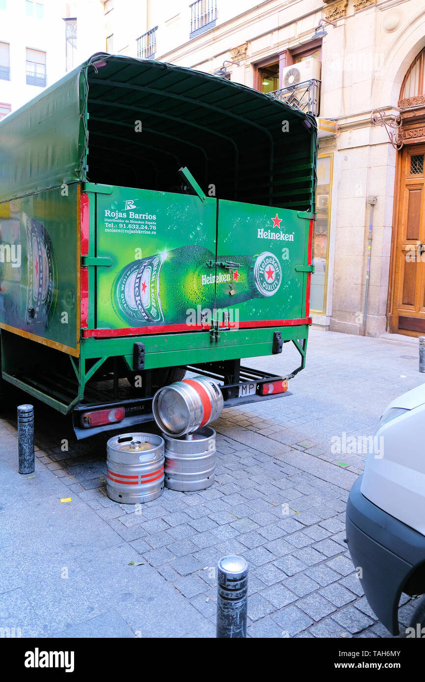 Heineken Beer High Resolution Stock Photography and Images - Alamy