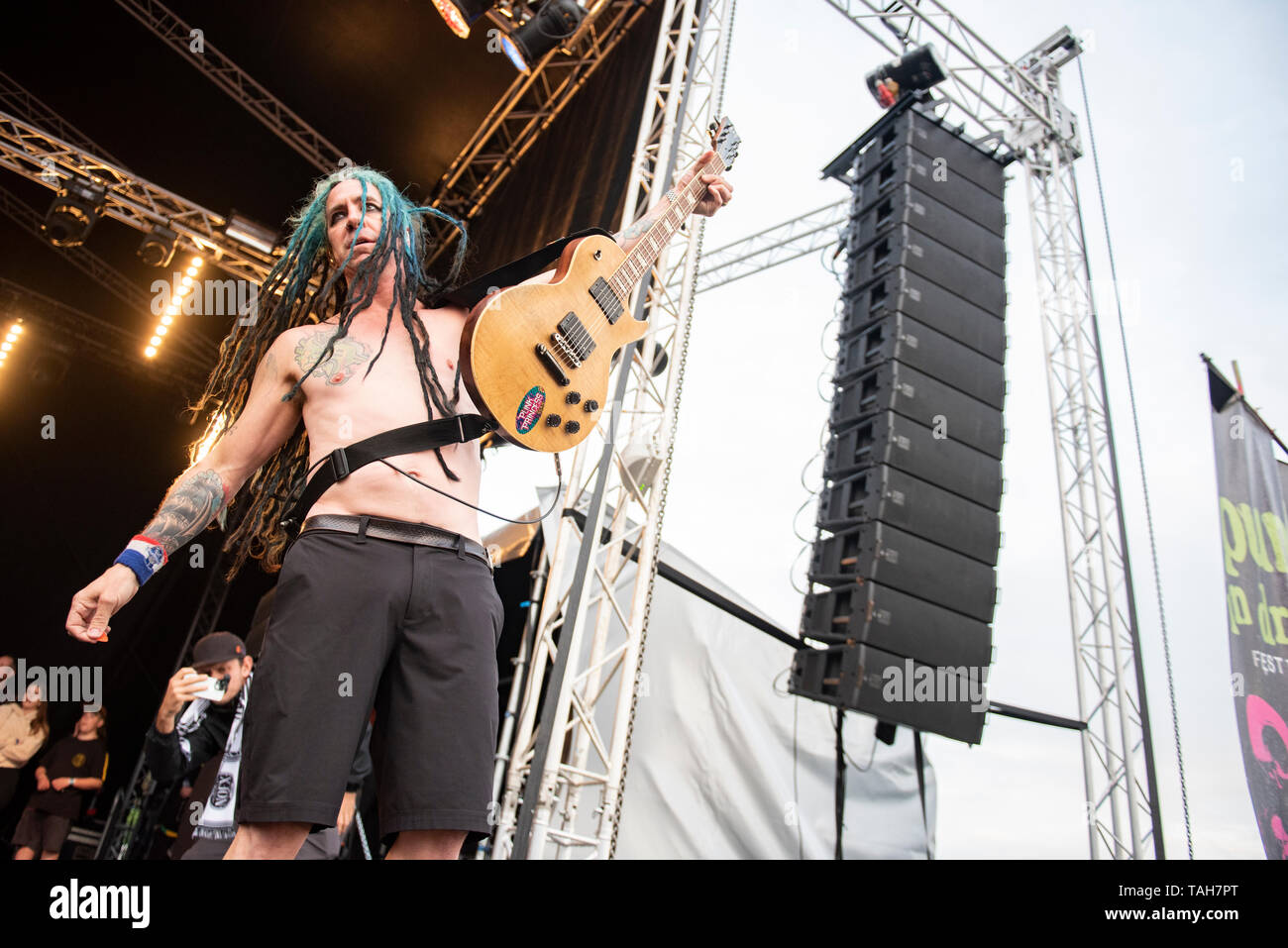 Leeds, UK. 25th May 2019. Nofx perform at the 2019 Slam Dunk Festival ...