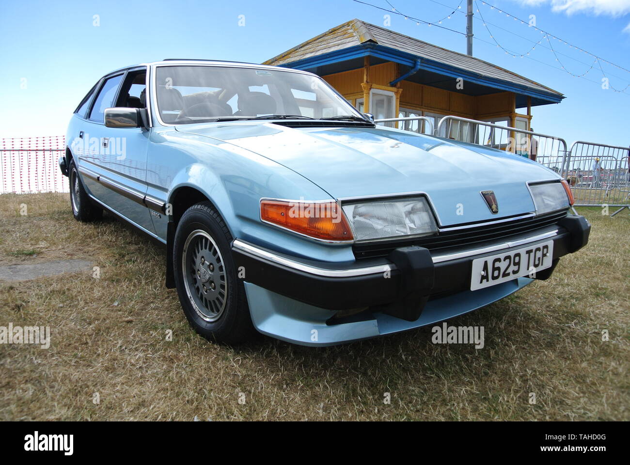 1984 car blue hi-res stock photography and images - Alamy