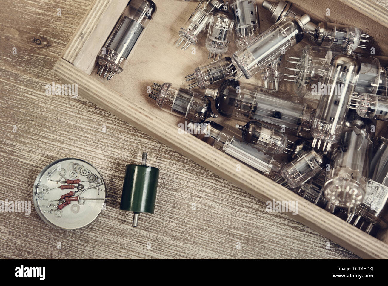 Old resistors hi-res stock photography and images - Alamy