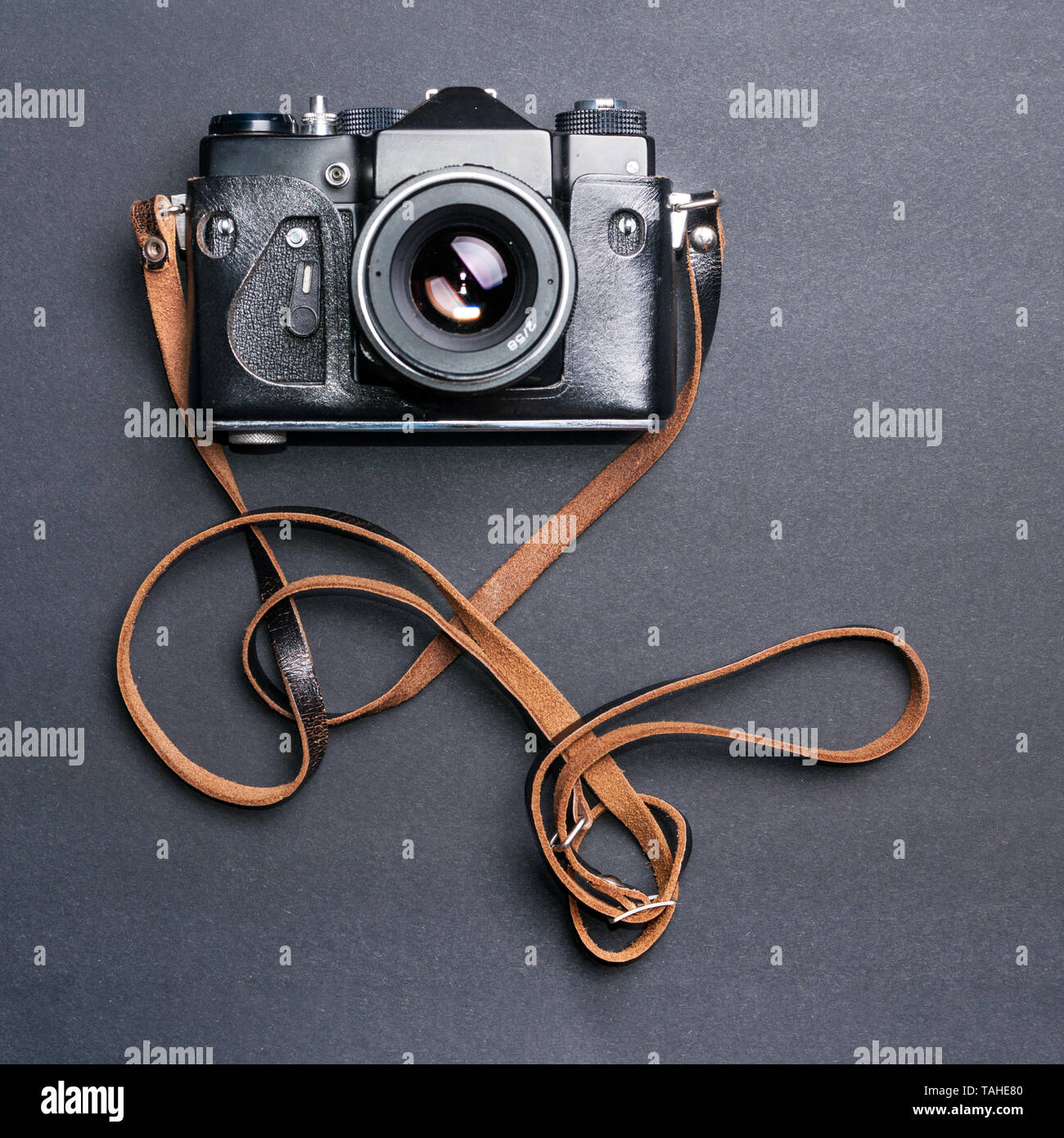 Traditional photographic camera Stock Photo - Alamy