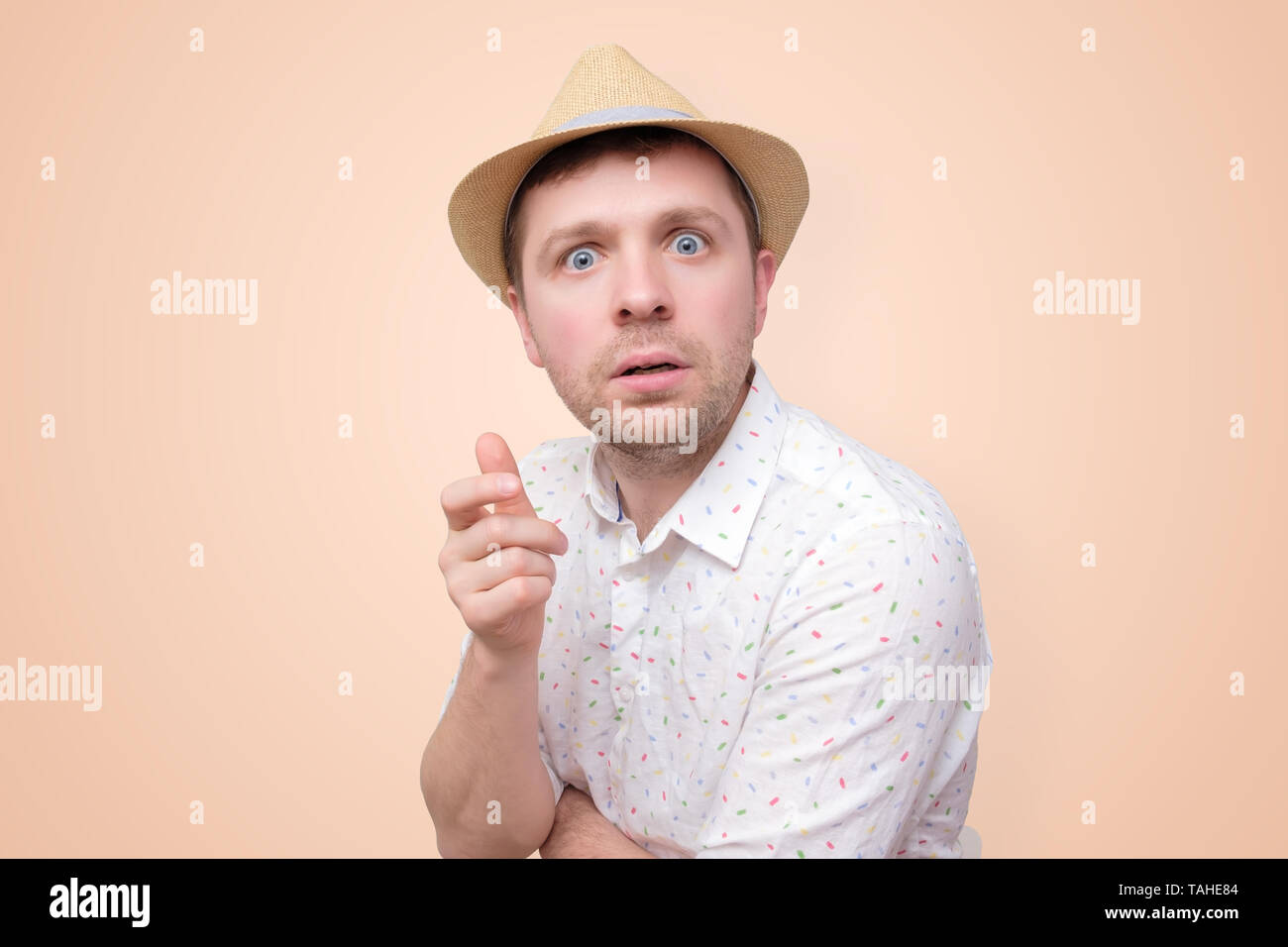 Puzzled look hi-res stock photography and images - Alamy