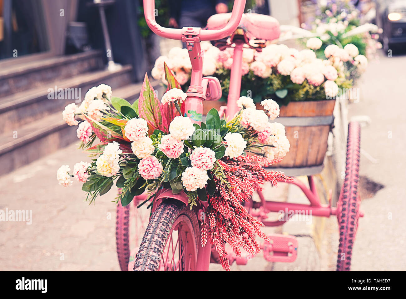 Old rusty tricycle hi-res stock photography and images - Alamy