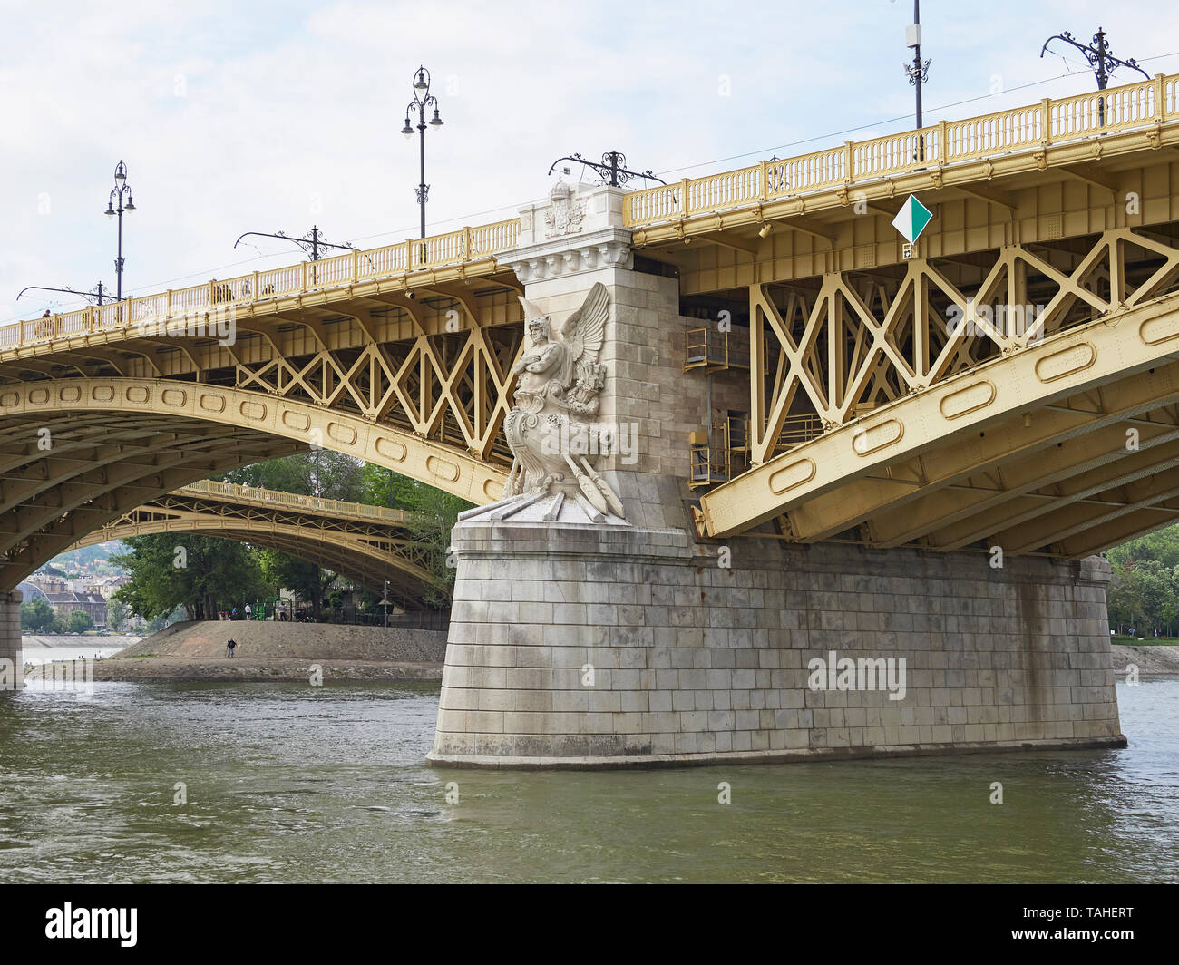 Budapest The Margaret bridge a three way bridge spanning the river ...
