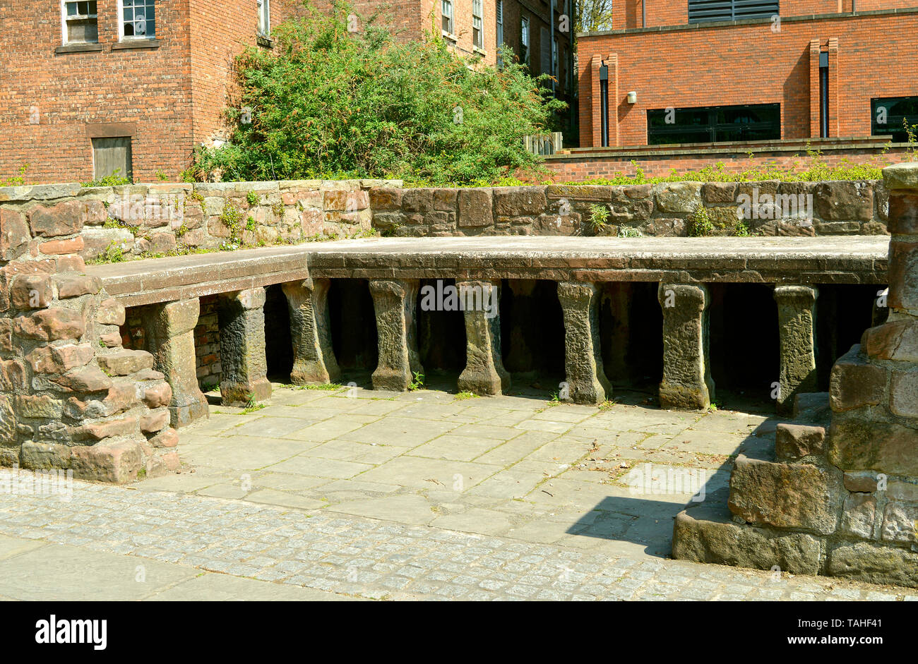 Chester roman ruins hi-res stock photography and images - Alamy