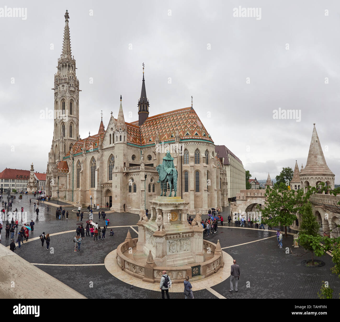 Budapest st matthias church hi-res stock photography and images - Alamy