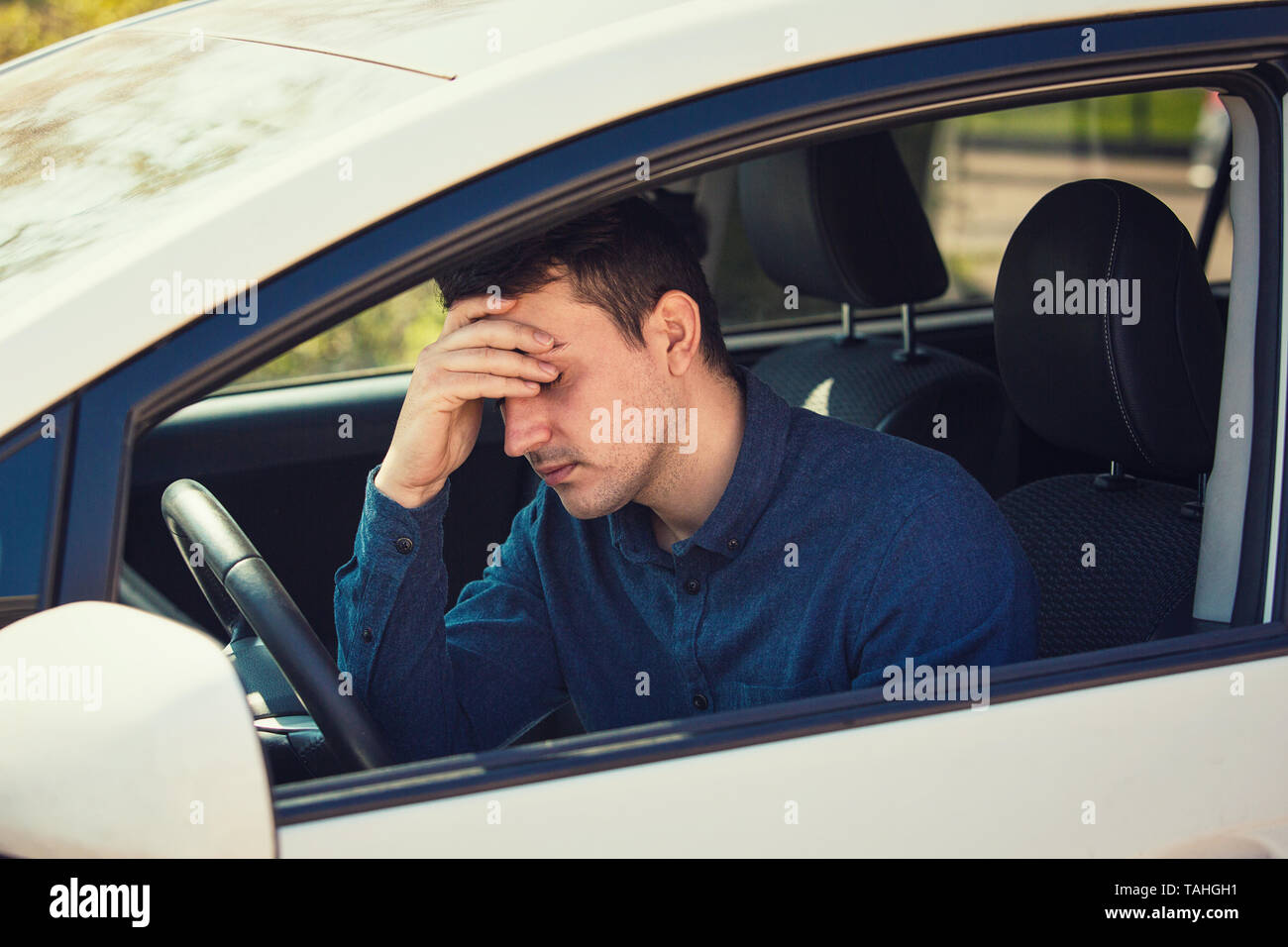 Overloaded car hi-res stock photography and images - Alamy