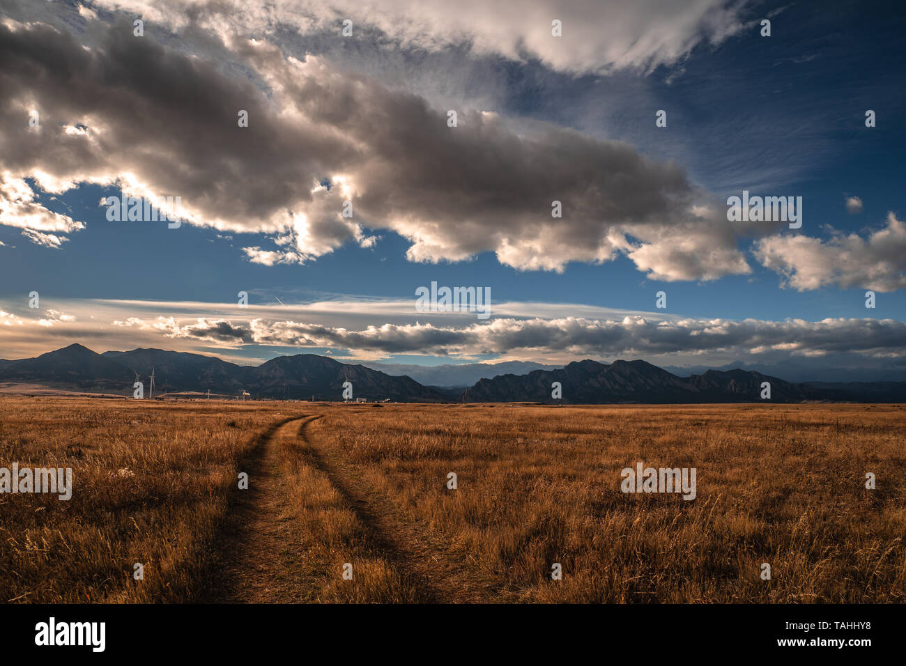 Colorado plains thunderstorm hi-res stock photography and images - Alamy