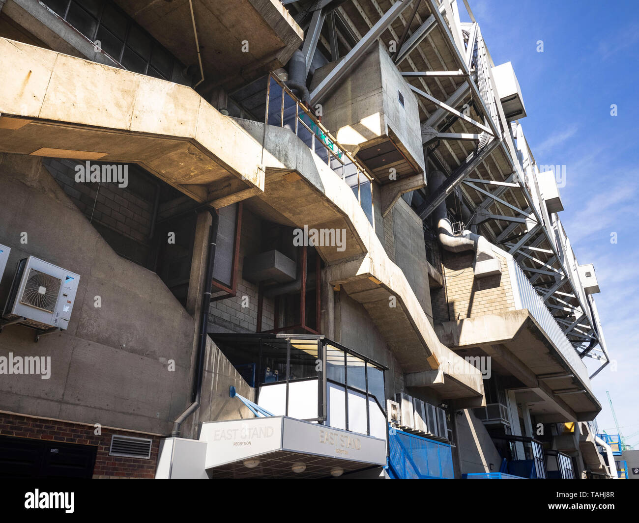 Chelsea fc ground hi-res stock photography and images - Alamy